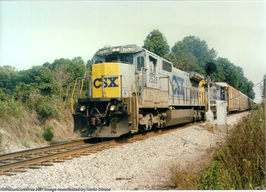 CSXT 7528